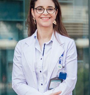 Dr Basma M’Barek - FV Hospital